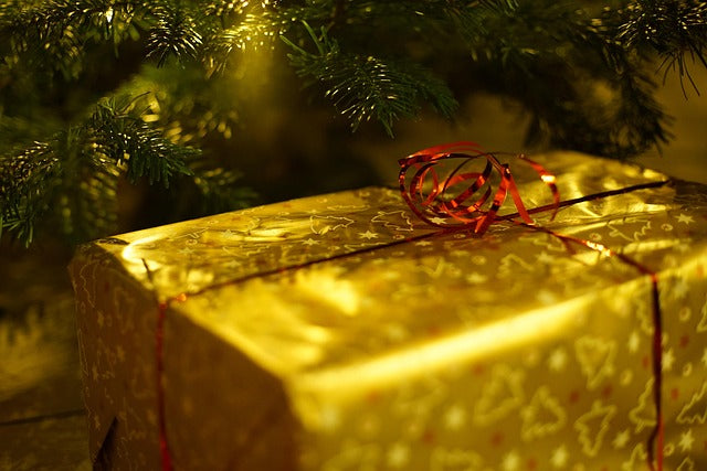Luxury Christmas Gifts 2026: For the Ones Who Have Everything - idyl